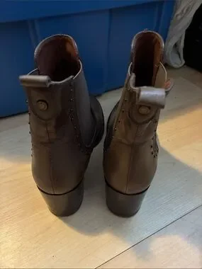 Hispanitas | Shoes | Womens Taupe Leather Chelsea Ankle Boots With ...